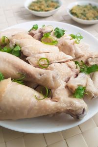 Chinese Poached Chicken (White Cut Chicken / Pak Cham Kai) - Souper Diaries